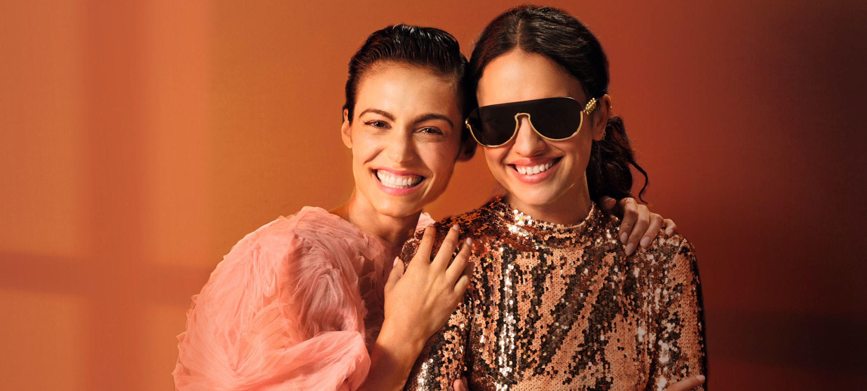 Gift Guide Women - Sunglasses Gift | Sunglass Hut